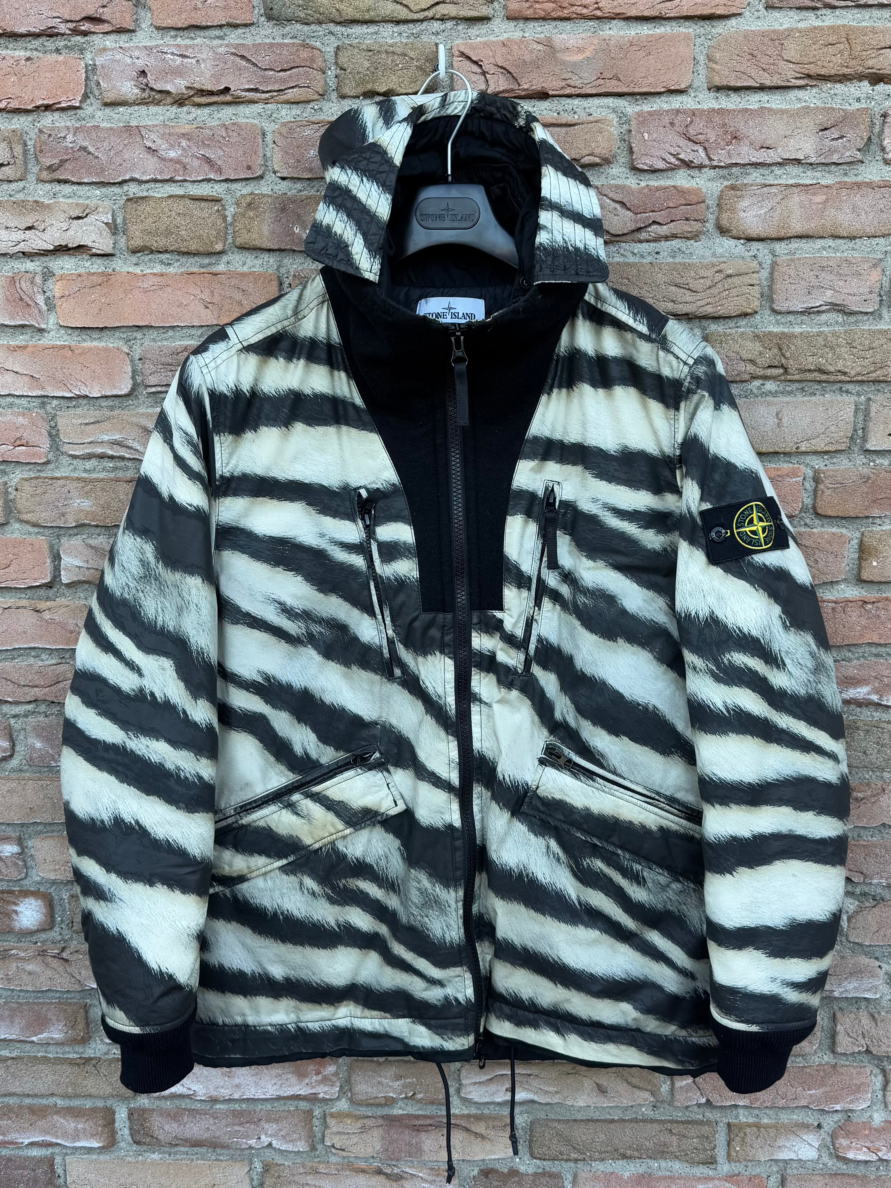 Stone Island White Tiger Camo 50 Fili Primaloft Jacket - L – ebding