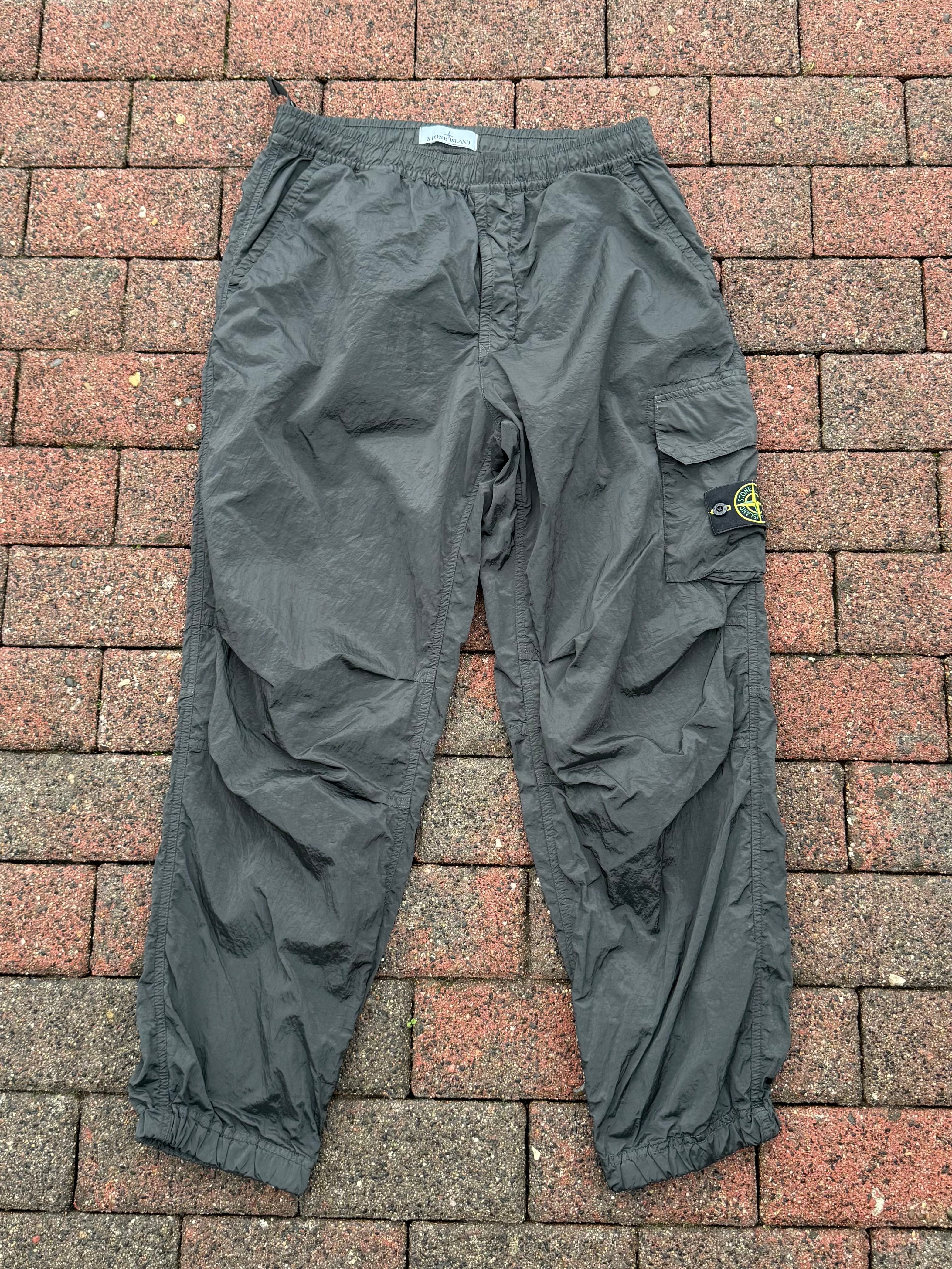 Stone Island Nylon Metal Cargos - W32 – ebding